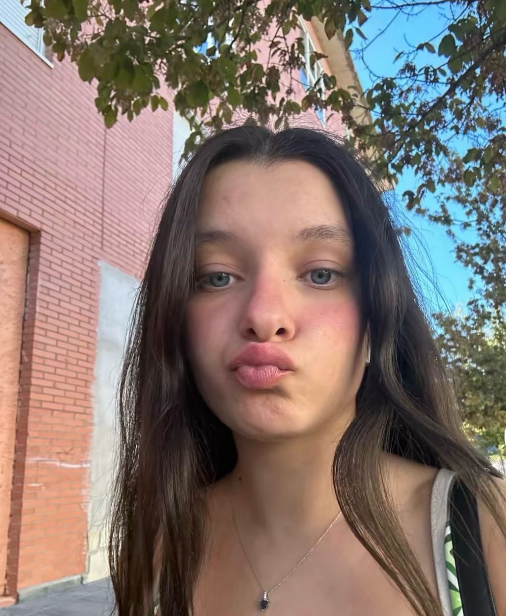 Addio a Guia, aveva solo 17 anni la studentessa del Bagatta morta a ...